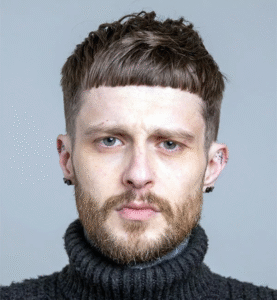 23 French Crop Haircut: Timeless Ideas & How To Style Look